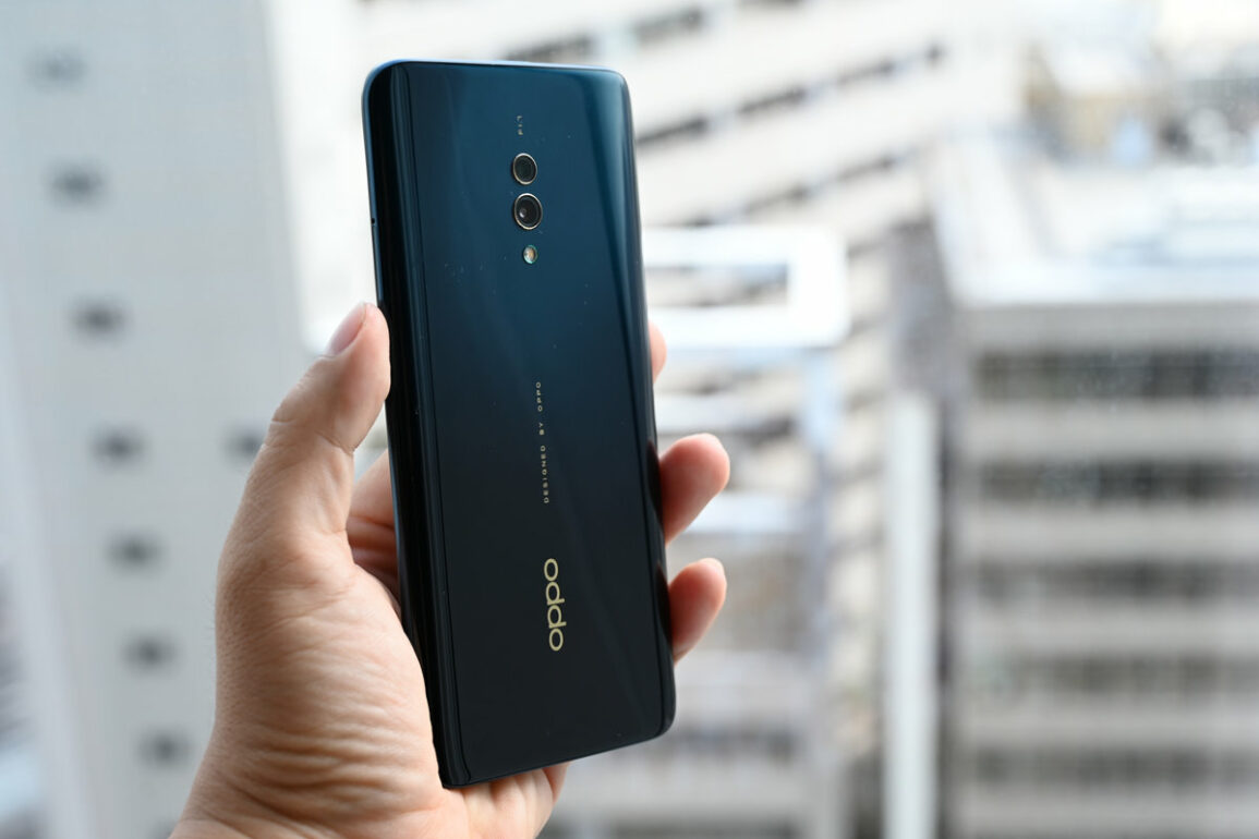Review OPPO K3: Smartphone Layar Penuh Dengan Kamera Pop-Up Paling ...